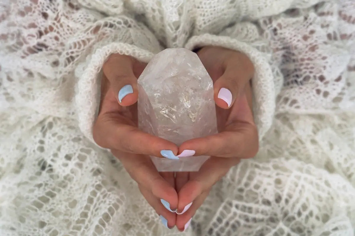 13 Powerful Crystals For Home Protection (With Pictures) – Hello-Fearless