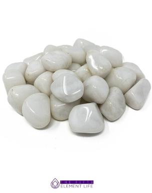 Snow Quartz: Meanings, Powers and Crystal Properties – Hello-Fearless