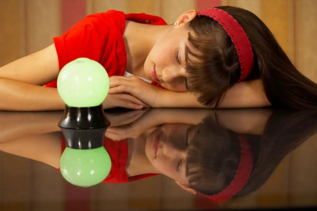 The Most Popular Crystals To Help You Get A Good Night's Sleep – Hello ...